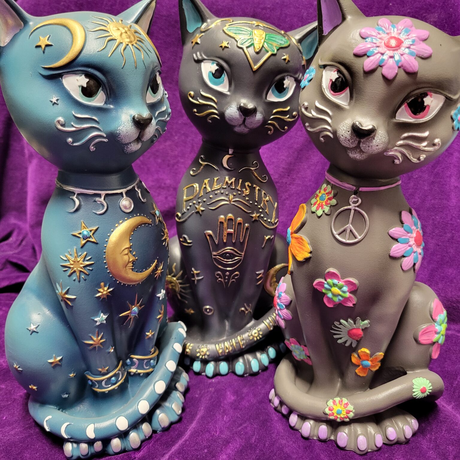 Resin Cat Statue - Into the Mystic Shop